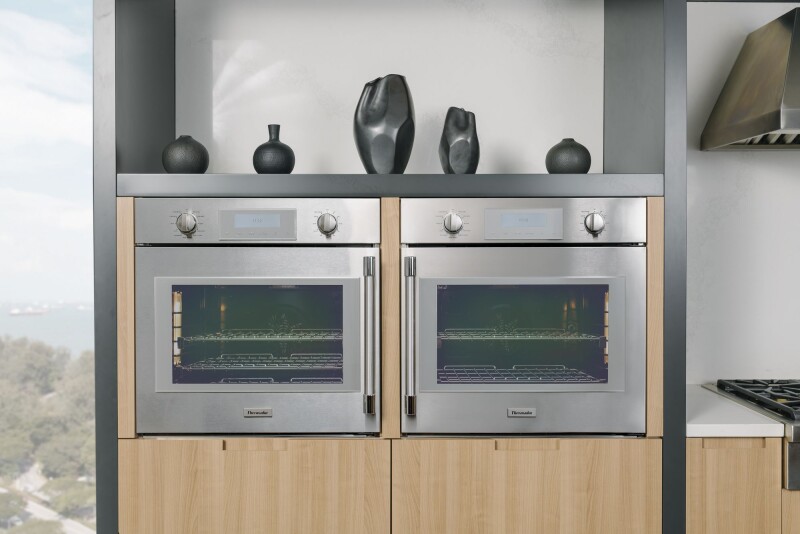 Professional Single Wall Oven 30 Right Side Opening Door
