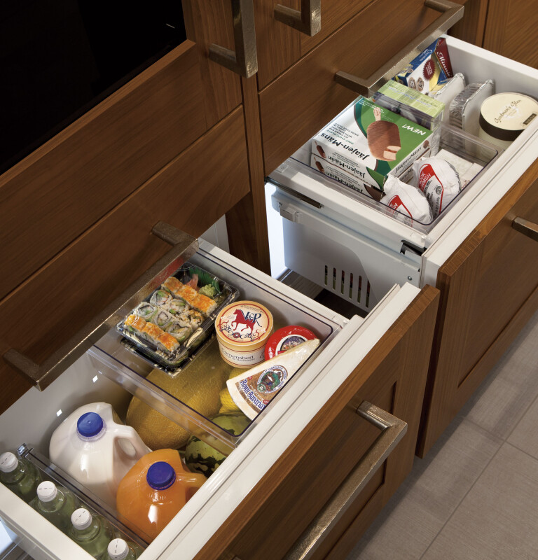 Buy Monogram 30 Integrated Customizable Refrigerator for Single or Dual Installation ZIC30GNHII